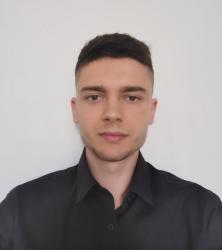 Karta zawodnika | Profil zawodnika Adrian Piotrowski w Playarena.pl ...